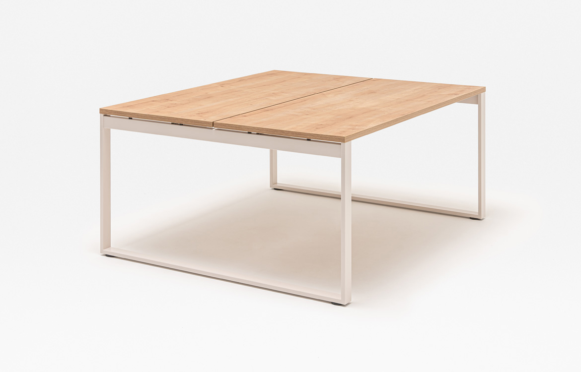 Alpha-Q Study Desk in Oak | Study Desks for Students | Spaceist